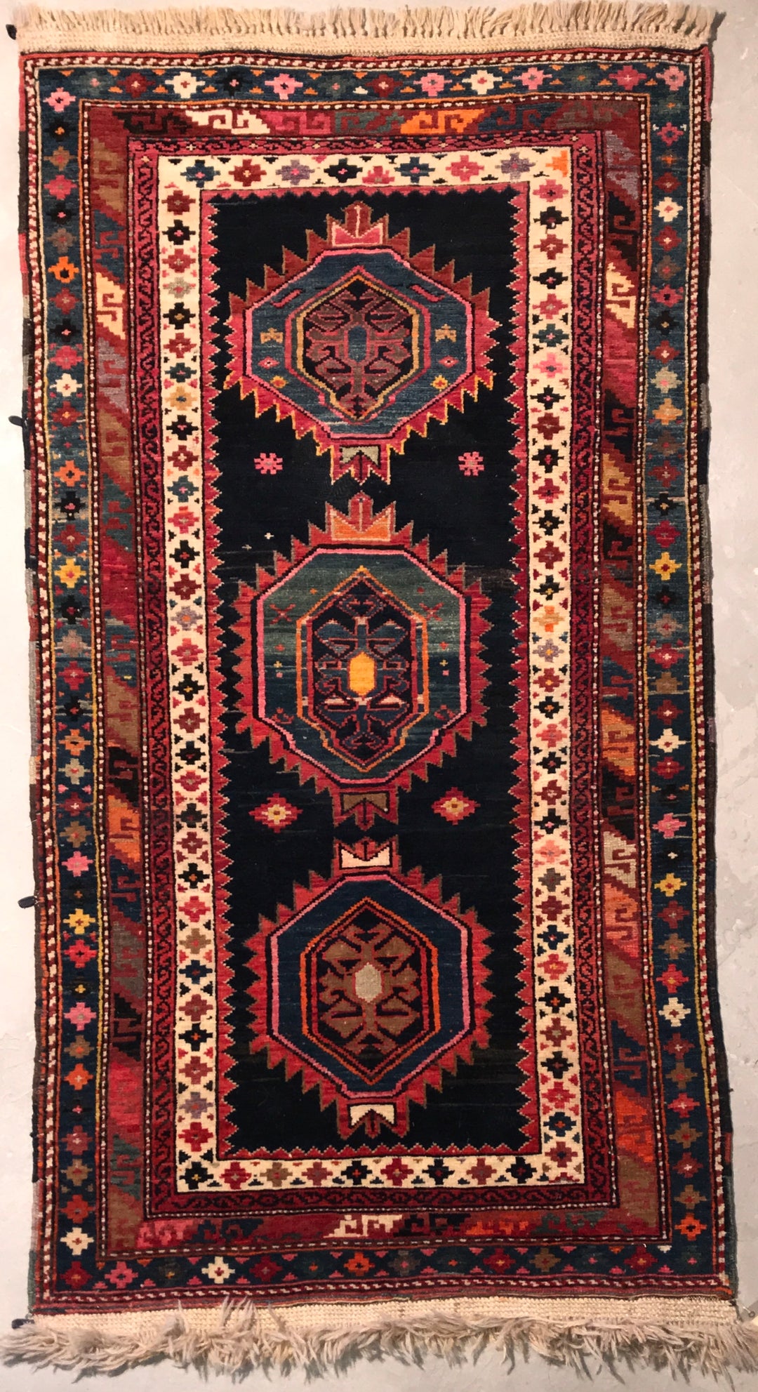 Antique Shirvan Kuba Russian Rug – APPLE BOUTIQUE